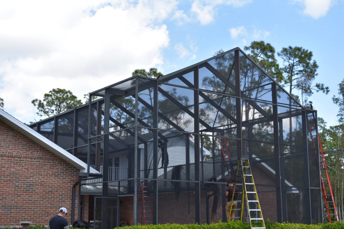 Tall Cages? No problem | FLPoolCagePainting.com